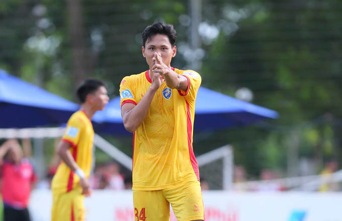 Vòng 6 HPL: Ngày thăng hoa của các tân binh
